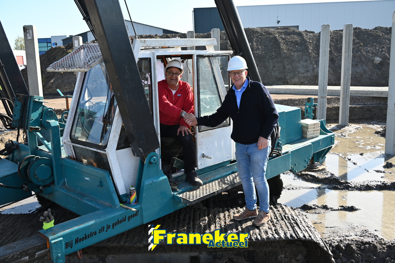 "Eerste paal" geslagen voor nieuwbouw Frythermo Franeker - FranekerActueel
